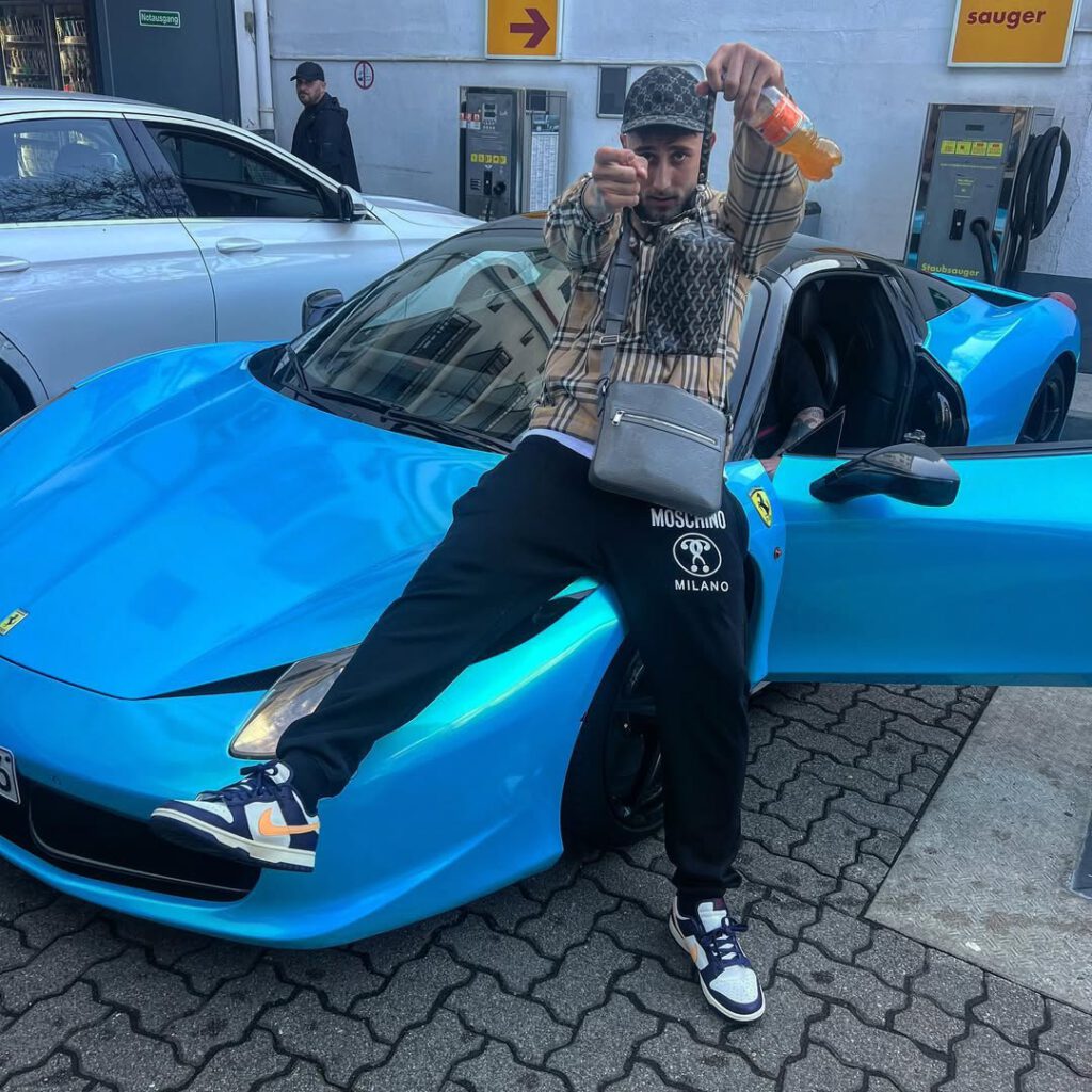 Musso: Wie hoch ist das Vermögen des aufstrebenden Rappers ...